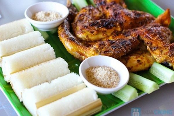 Cơm lam (bamboo- tube rice) - Vietnam Tourism Information