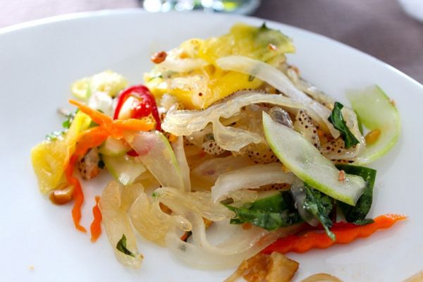 The delicious jellyfish salad | vietnam cuisine